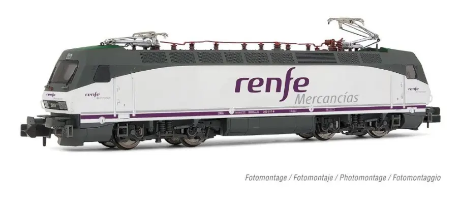 RENFE OPERADORA CLASS 252 ELECTRIC LOCOMOTIVE MERC